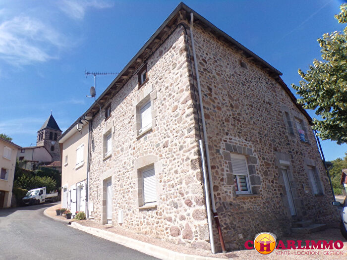 Chabanais : Maison 4 pièces à vendre