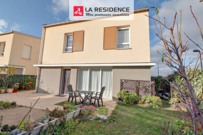 Maison à vendre - Jouy-le-Moutier, Merisiers, Ecancourt, Côte-des-Carrières, Tremblays - 5 pièces - 4 chambres