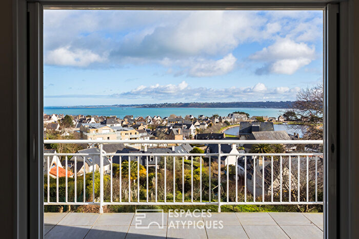 Maison à vendre - Perros-Guirec - 5 pièces - 4 chambres