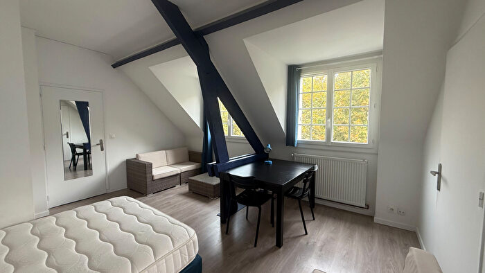 Appartement 1 pièce à Tours, Cathédrale, à louer