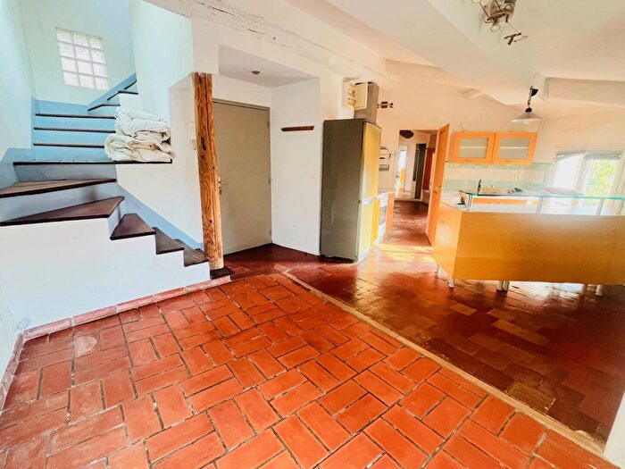 Appartement à louer - Centre Ville, Aix-en-Provence - 2 pièces - 1 chambre