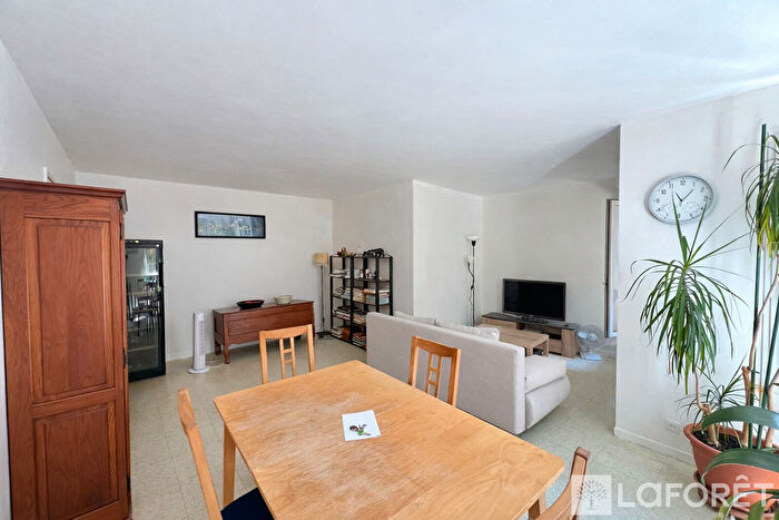 Appartement 4 pièces à Sèvres, Centre-ville, Cristallerie, Manufacture, Danton, à vendre