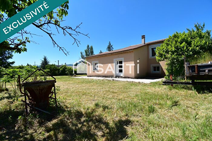 Maison à vendre - Laragne-Montéglin - 5 pièces - 3 chambres