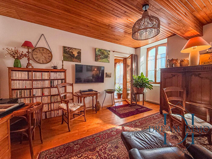 Maison à vendre - Bassoues - 5 pièces - 3 chambres