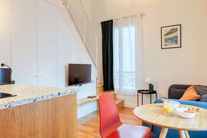 Appartement 2 pièces à louer à Clignancourt-Jules Joffrin, Paris 18ème arrondissement