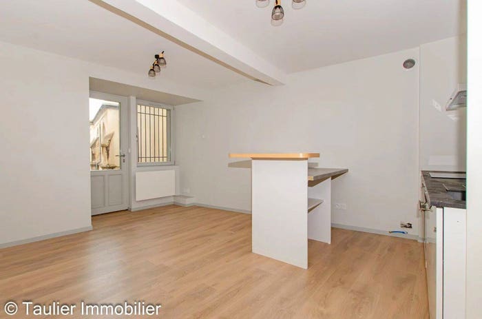 Centre, Saint-Marcellin : Appartement 2 pièces à louer
