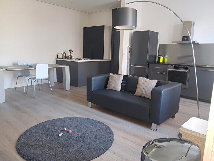Appartement 2 pièces à louer à Bordeaux, Bassins à Flot