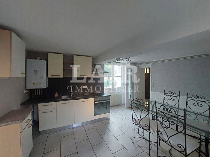 Maison à louer - Centre Ville-Saint Léonard-Notre-Dame, Alençon - 2 pièces - 1 chambre