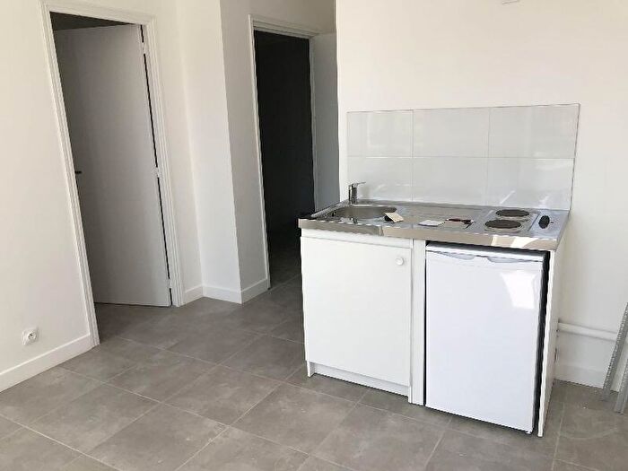 Appartement à louer - Marseille e , Les Chartreux - 2 pièces - 1 chambre