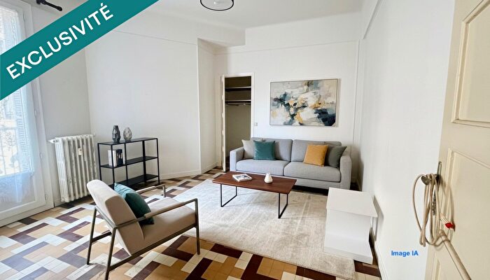 Appartement à vendre - Toulon, Champs-de-Mars - 2 pièces - 1 chambre