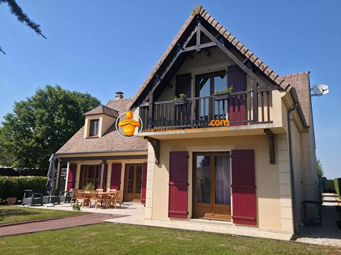 Maison 8 pièces à vendre à Crécy-la-Chapelle