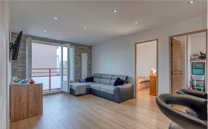 Saint-Martin-d'Hères, Teyssere - Appartement 4 pièces à vendre