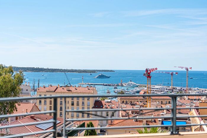 Appartement 6 pièces à vendre à Cannes, Petit Juas