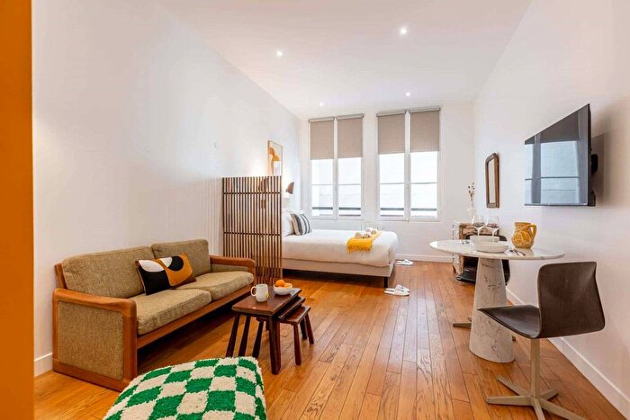 Appartement à louer - Vendôme, Paris er arrondissement - 1 pièce