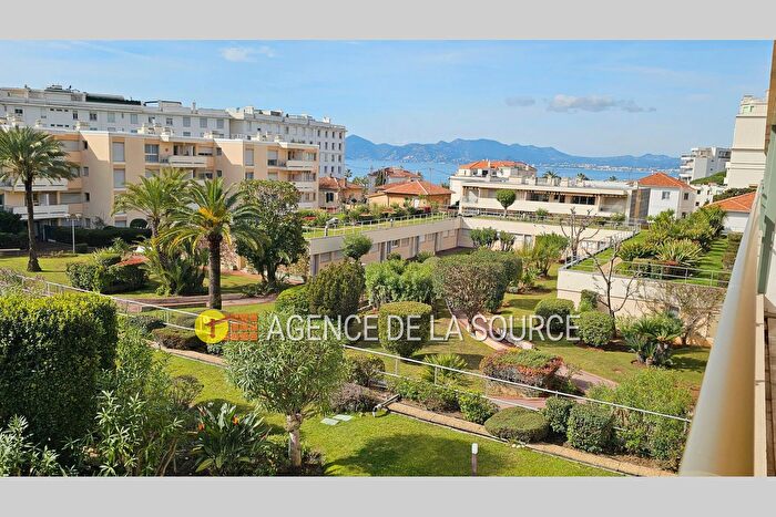 Appartement à vendre - Cannes, Pointe Croisette - 4 pièces - 3 chambres