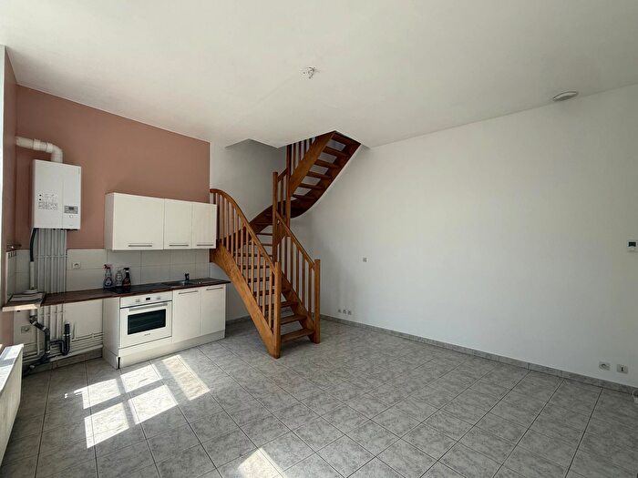 Appartement 4 pièces à louer - Boulogne-sur-Mer, Vieille ville, Dernier Sou, Vieil Atre