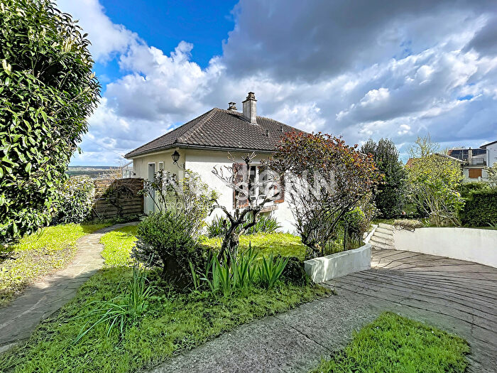 Maison à vendre - Saint-Cyr-lécole, Centre-ville - 6 pièces - 4 chambres