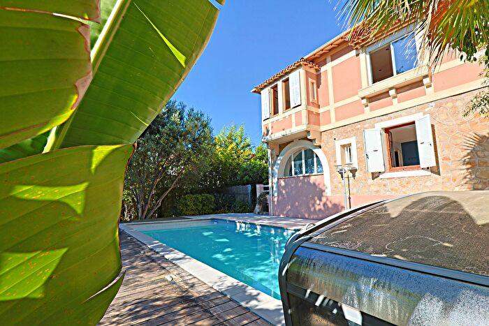 Antibes, Rabiac, Carriat, Les Semboules, Les Brusquets - Maison 6 pièces à vendre