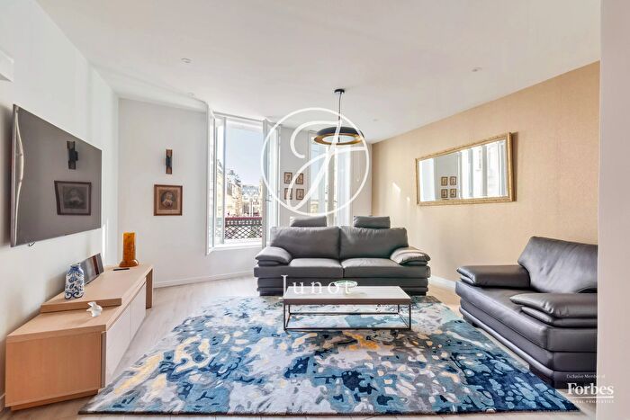 Paris 9ème, Grands Boulevards : Appartement 5 pièces à vendre