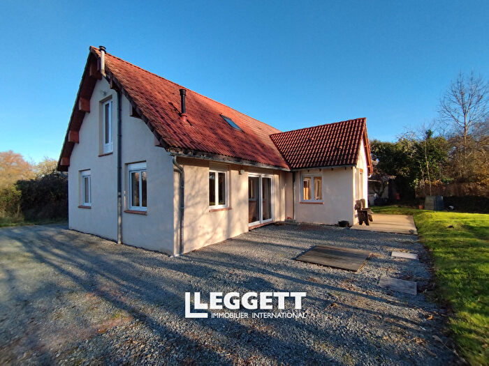 Maison à vendre - Lussac-les-Églises - 9 pièces - 4 chambres