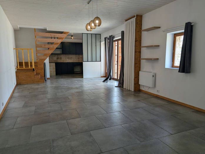 Maison 3 pièces à louer - Ladon