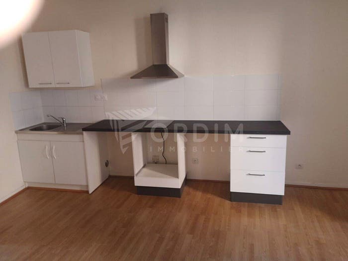 Avallon : Appartement 2 pièces à louer