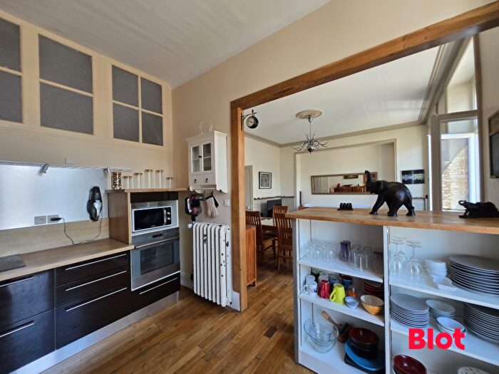 Fougères, Montaubert, Rillé, Saint-Sulpice : Appartement 5 pièces à vendre