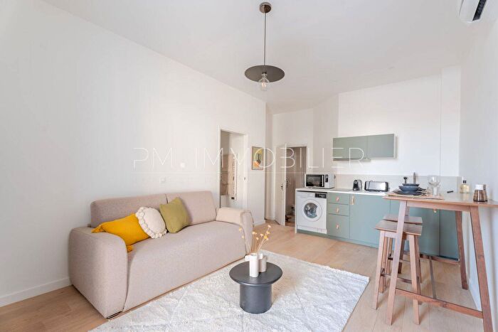 Appartement à louer - Saint Charles, Marseille er arrondissement - 1 pièce