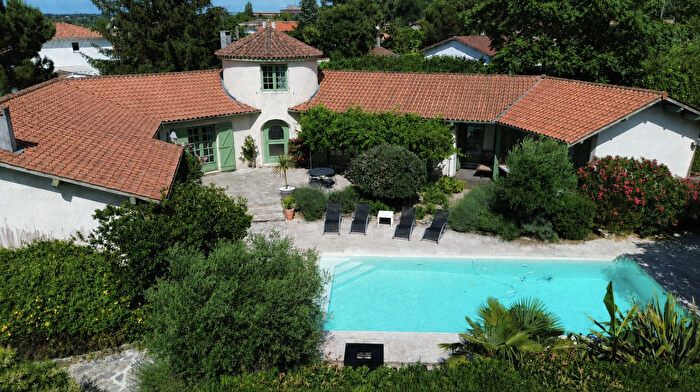 Eysines, Le Vigean - Maison 9 pièces à vendre