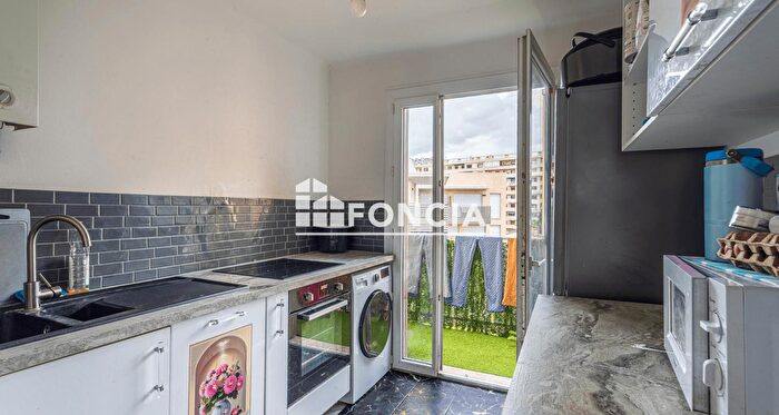 Appartement à vendre - Toulon, Pont du Las - 3 pièces - 2 chambres