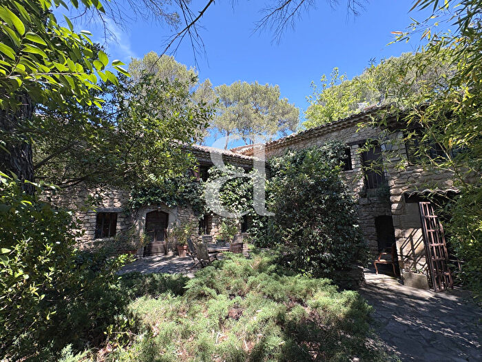 Maison 6 pièces à Carpentras, Est, à vendre
