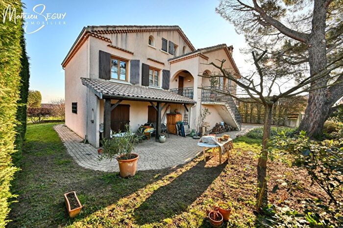 Maison à vendre - Saint-Jean-de-Touslas - 6 pièces - 4 chambres