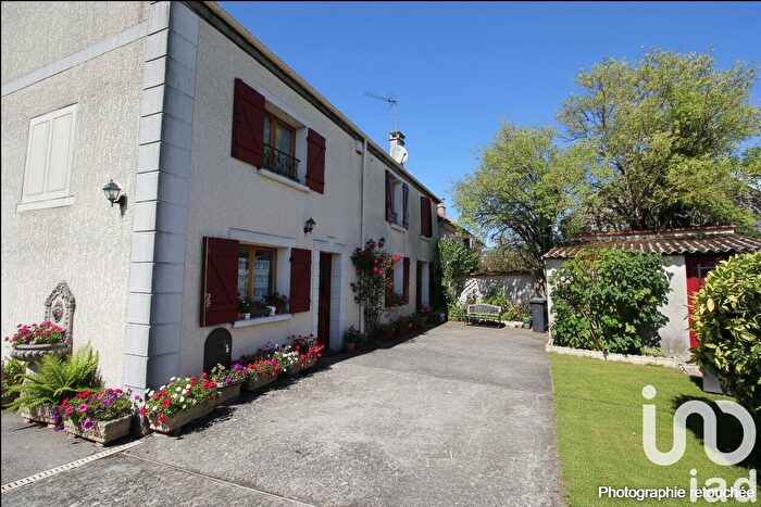 Maison 6 pièces à Saint-Mesmes, à vendre