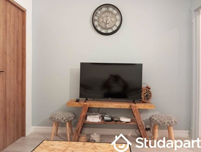 Appartement à louer - Vallès La Frette, Aubervilliers - 1 pièce - 1 chambre