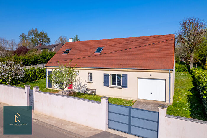 Maison à vendre - Maintenon - 6 pièces - 4 chambres