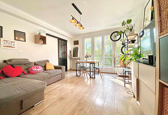 Appartement à vendre - Tours, Montjoyeux - 4 pièces - 3 chambres