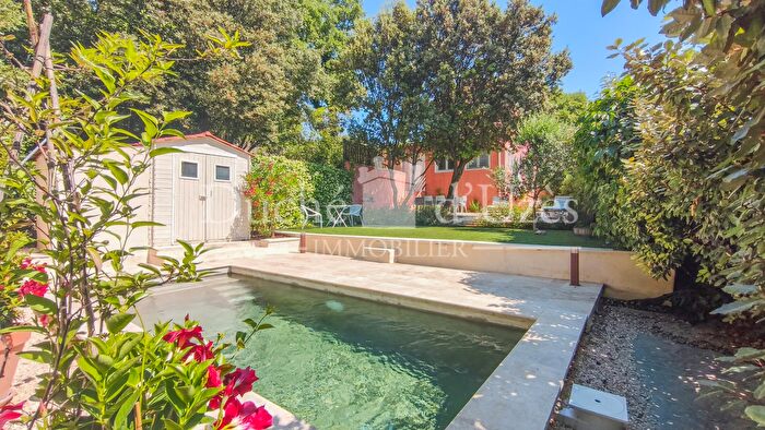 Maison 4 pièces à vendre à Uzès
