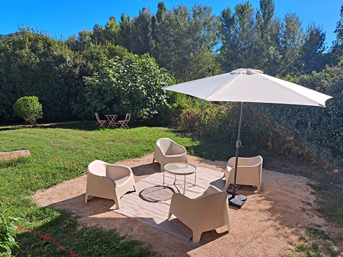 Maison à vendre - Malaucène - 5 pièces - 4 chambres