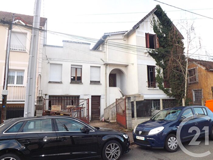 Maison à vendre - Savigny-sur-Orge, Plateau - 8 pièces - 4 chambres