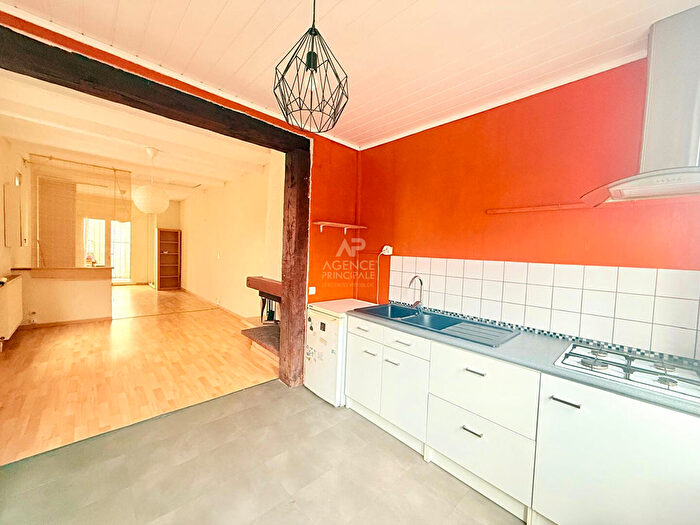 Maisons à vendre et appartements à louer - 2