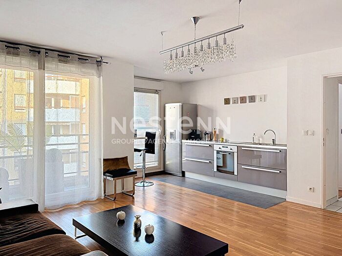 Appartement à louer - Gratte Ciel, Villeurbanne - 2 pièces - 1 chambre