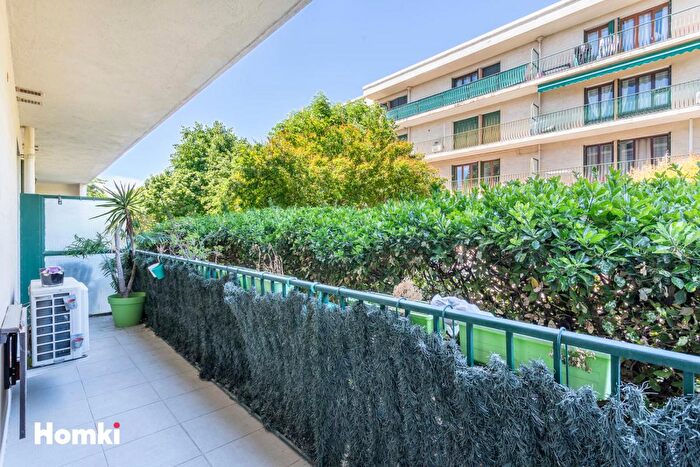 Marseille 12ème, Saint-Barnabé : Appartement 3 pièces à vendre