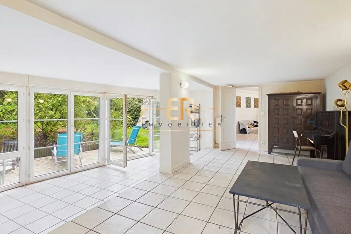 Montreuil, Villiers, Barbusse : Maison 5 pièces à vendre