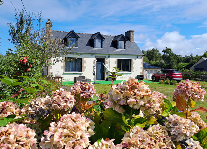 Maison à vendre - Trébeurden - 7 pièces - 4 chambres
