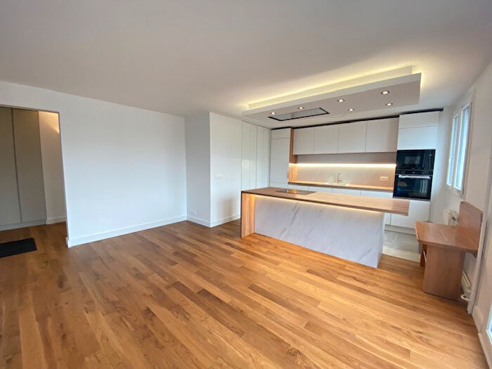 Appartement 3 pièces à Saint-Germain-en-Laye, Centre-ville, Quartiers forestiers, à louer
