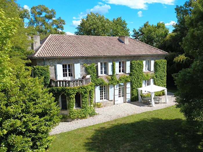 Lauzun - Maison 7 pièces à vendre