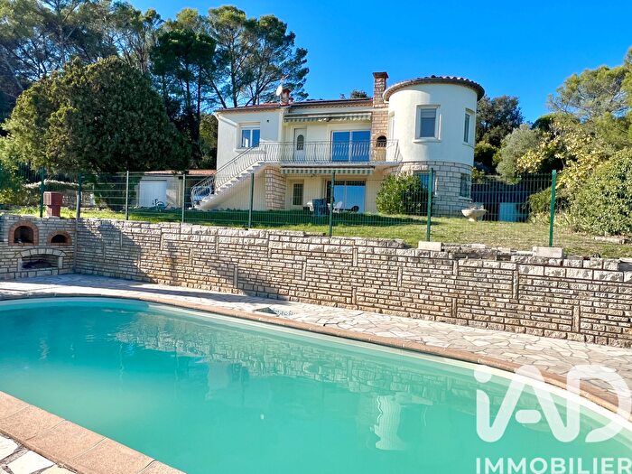 Maison à vendre - Alès, Brésis, Prés Rasclaux - 8 pièces - 3 chambres