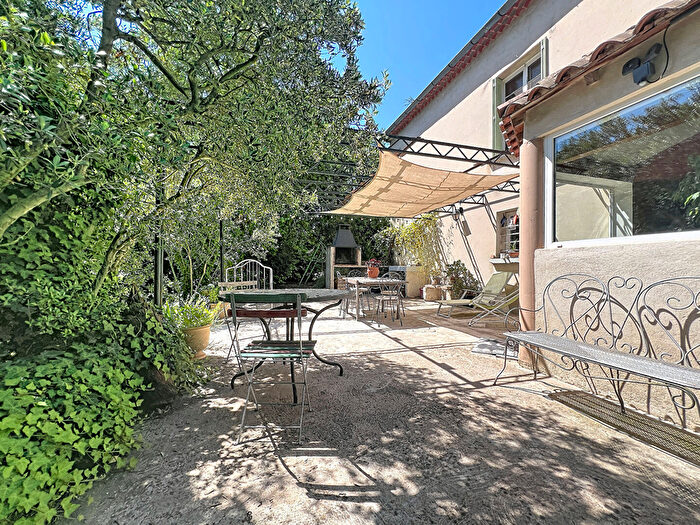 Maison 6 pièces à Châteaurenard, Barret, Lonnes, La Crau, à vendre