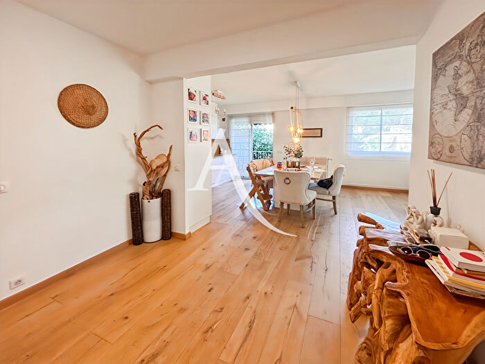 Appartement à vendre - Le Cannet, Bas Cannet - 4 pièces - 3 chambres