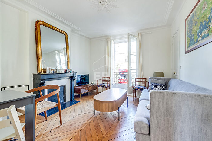 Appartement 3 pièces à Paris 18ème, Grandes Carrières, Clichy, à vendre